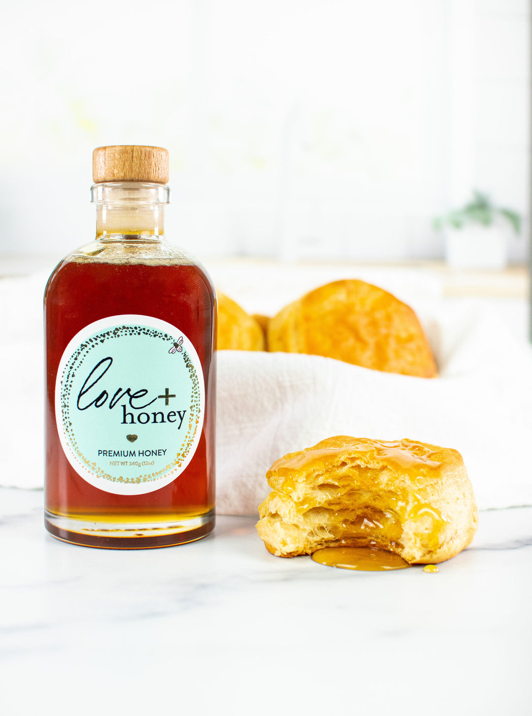 The Health Benefits of Honey: Spotlight on Enzymes and Pollen – Love ...
