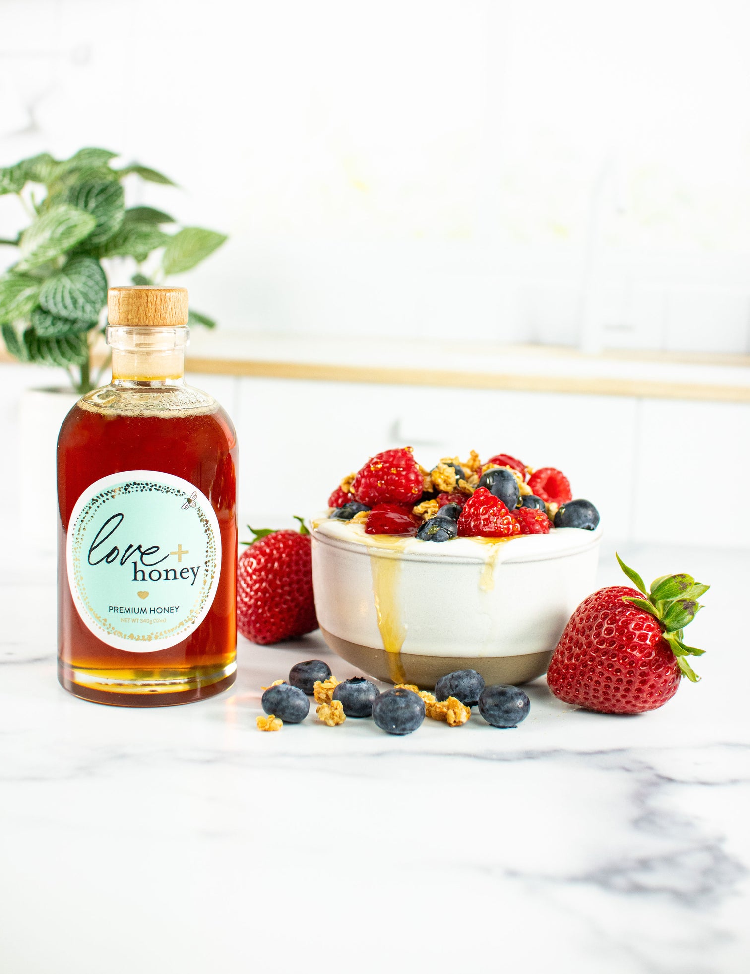 The Health Benefits of Honey: Spotlight on Enzymes and Pollen – Love ...